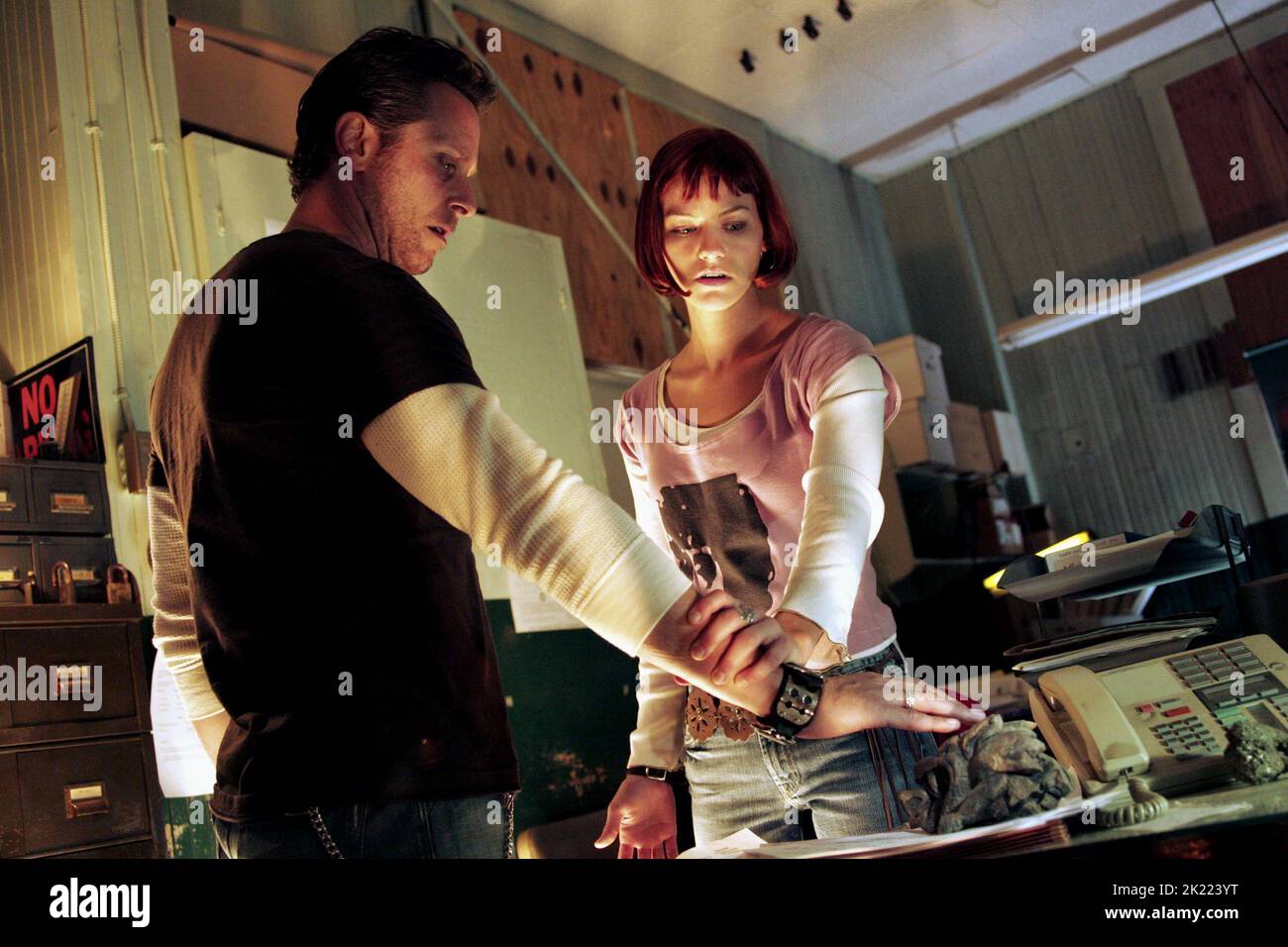 STEVEN WEBER, KELLY OVERTON, STEPHEN KING'S DESPERATION, 2006 Stock ...