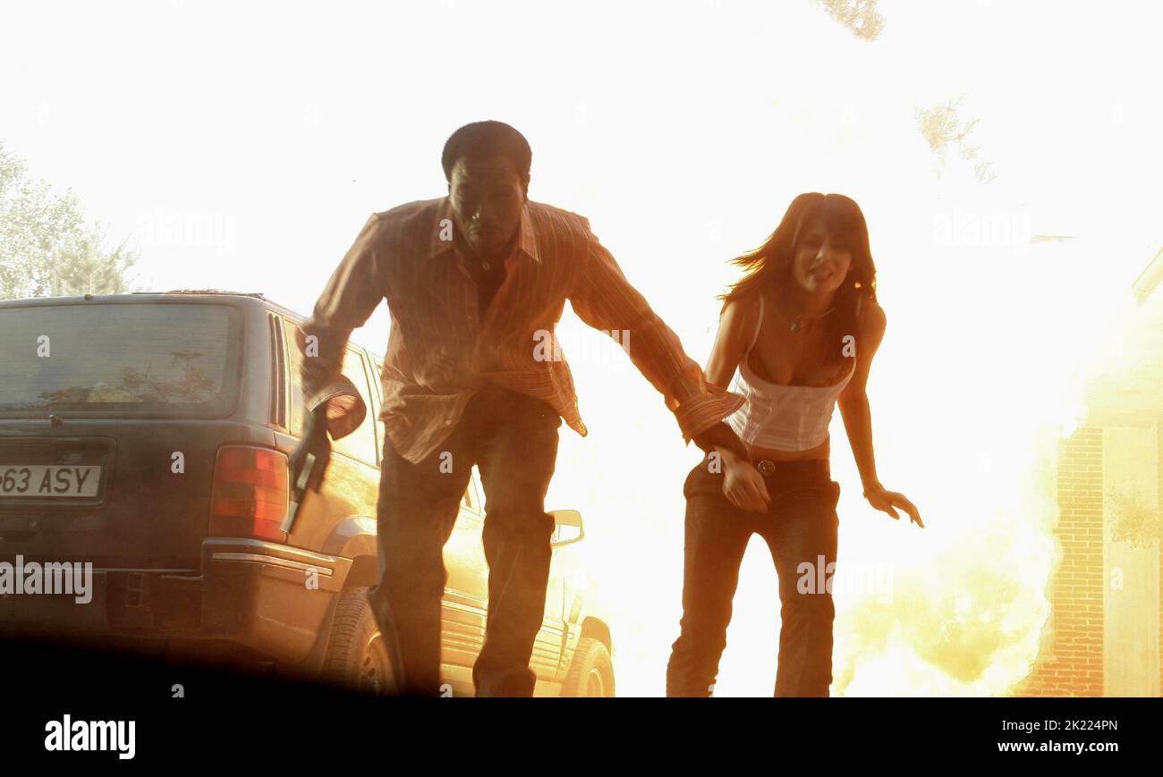 WESLEY SNIPES, SILVIA COLLOCA, THE DETONATOR, 2006 Stock Photo - Alamy