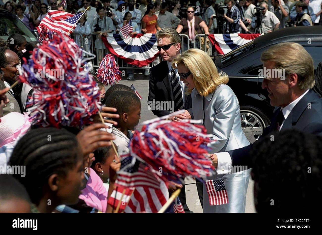MICHAEL DOUGLAS, KIM BASINGER, THE SENTINEL, 2006 Stock Photo - Alamy