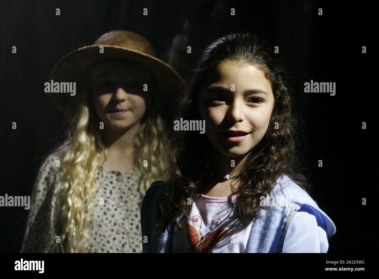 JIANNA BALLARD, NICOLE MUNOZ, THE TOOTH FAIRY, 2006 Stock Photo - Alamy