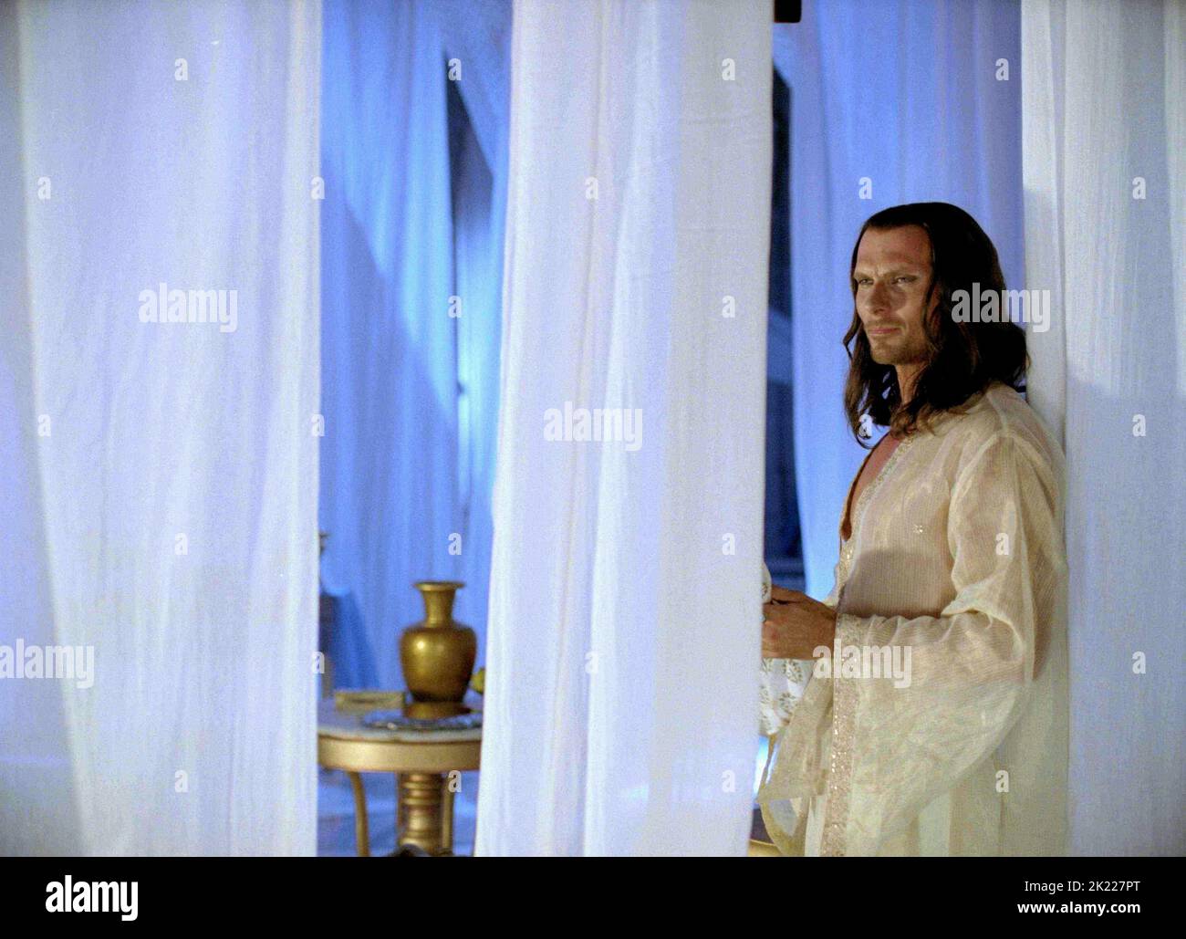 Luke goss one night king hi-res stock photography and images - Alamy