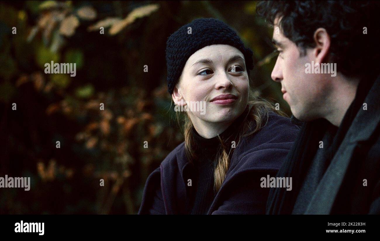 Lara belmont hi-res stock photography and images - Alamy