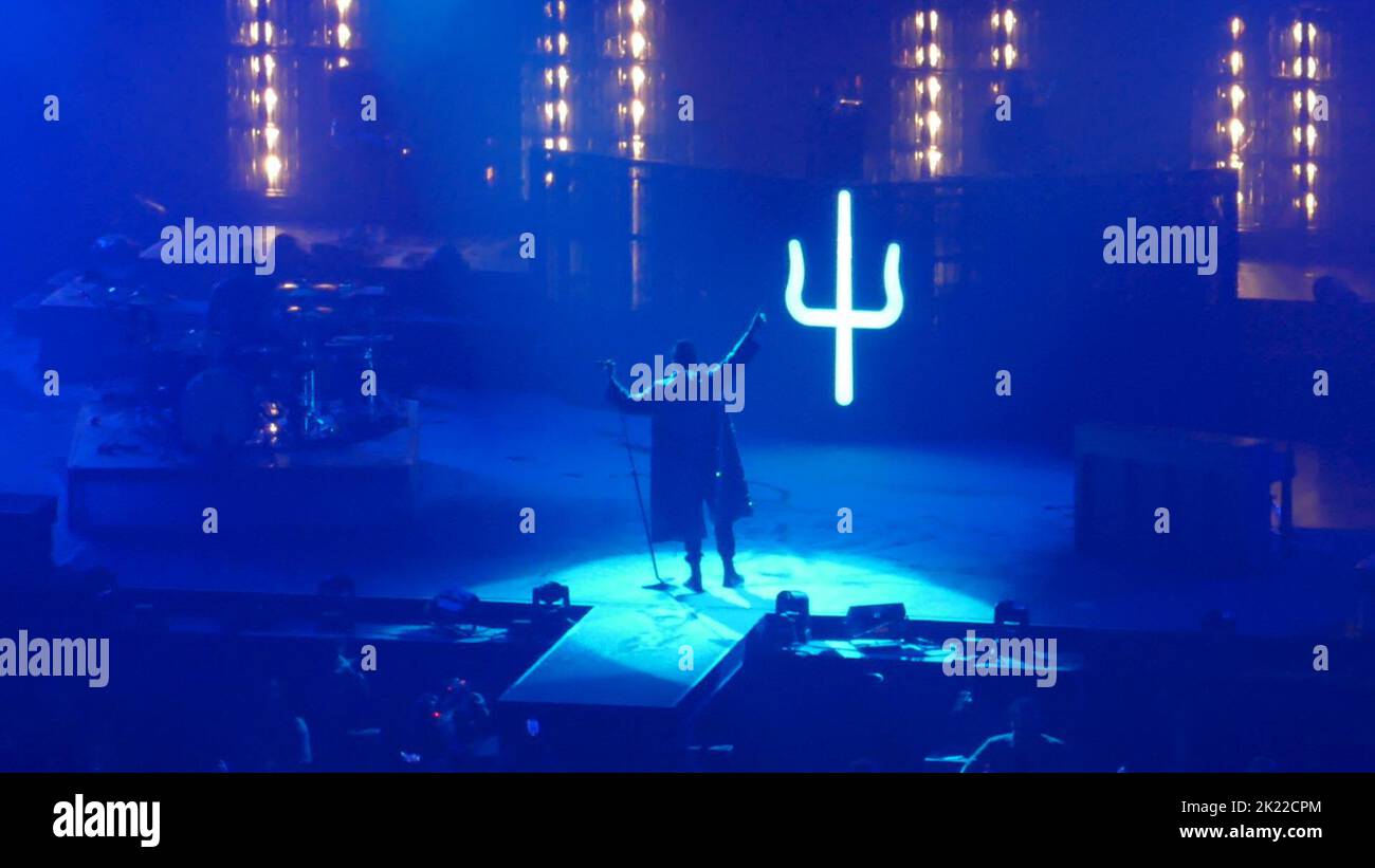 Anaheim, California, USA 17th September 2022 Tyler Joseph and Josh Dun ...