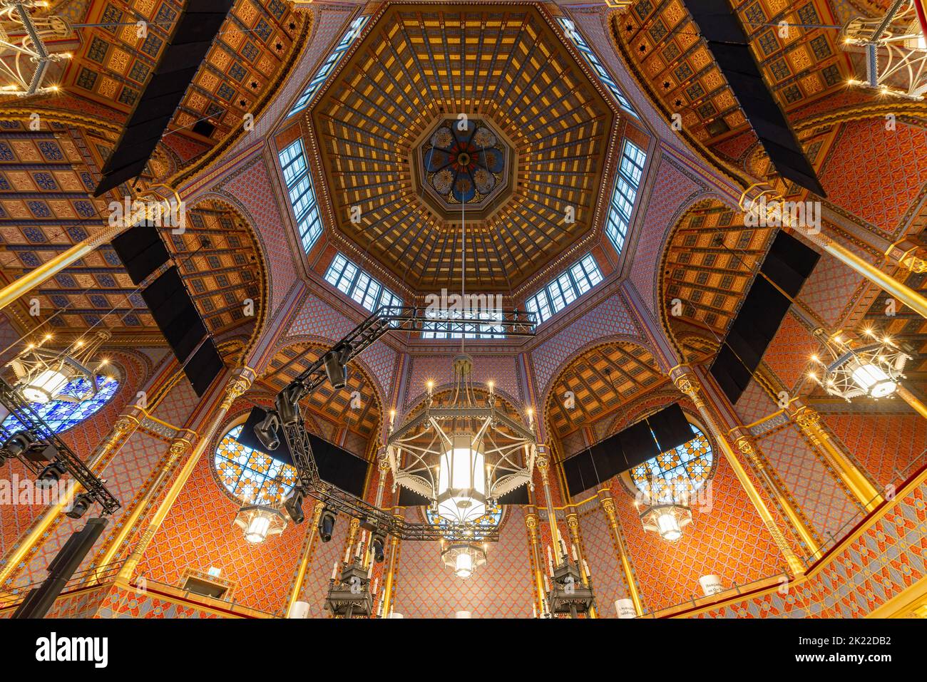 Interior of Rumbach sebestyen Street Synagogue. Near by the famous ...