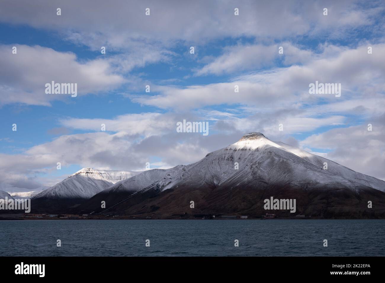 Pyramiden, Norway. 10th Sep, 2022. The Pyramid Mountain on the Isfjord ...