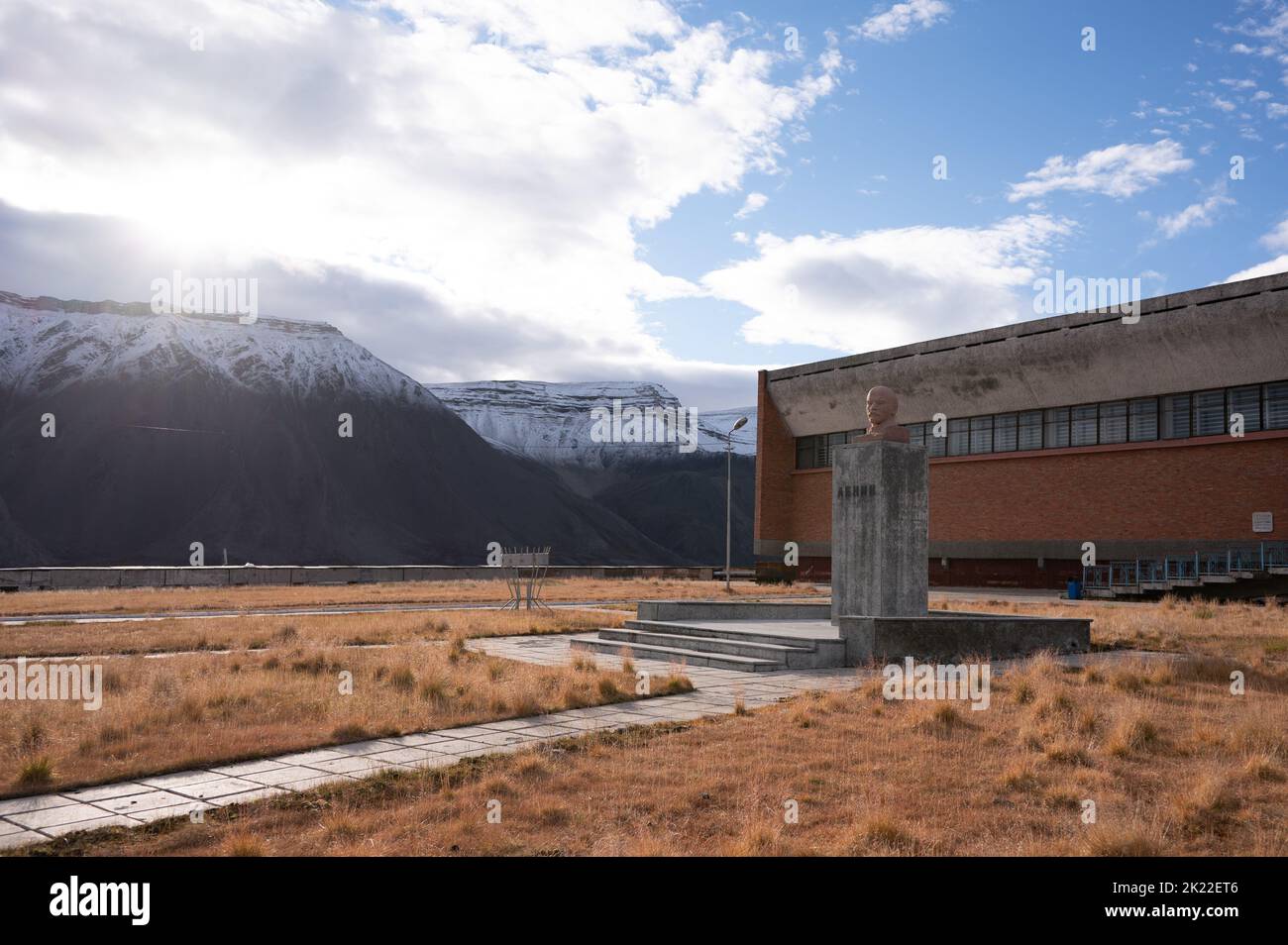 Pyramiden, Norway. 10th Sep, 2022. The bust of the Soviet revolutionary ...