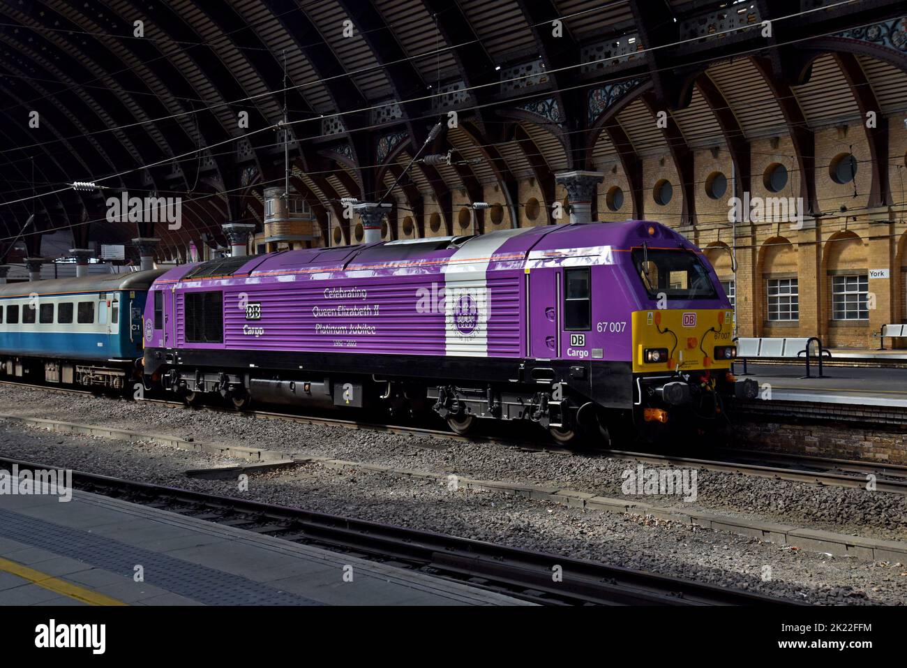 Royal Train locomotive 67007 in Platinum Jubilee livery hauling an ...