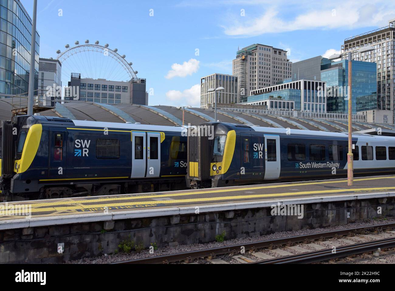 Class 444 desiro trains hi-res stock photography and images - Alamy