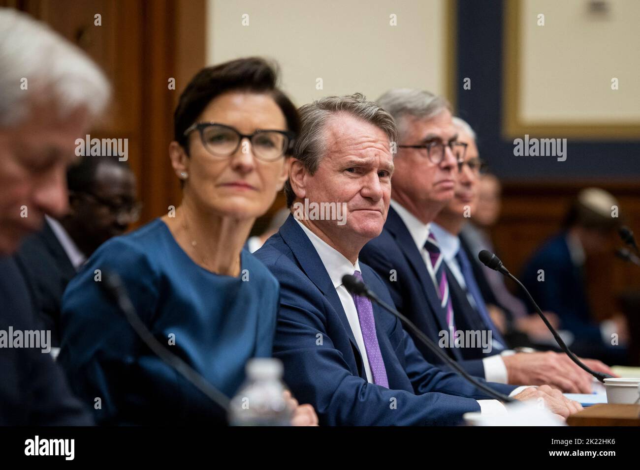 Truist bank building hi-res stock photography and images - Alamy