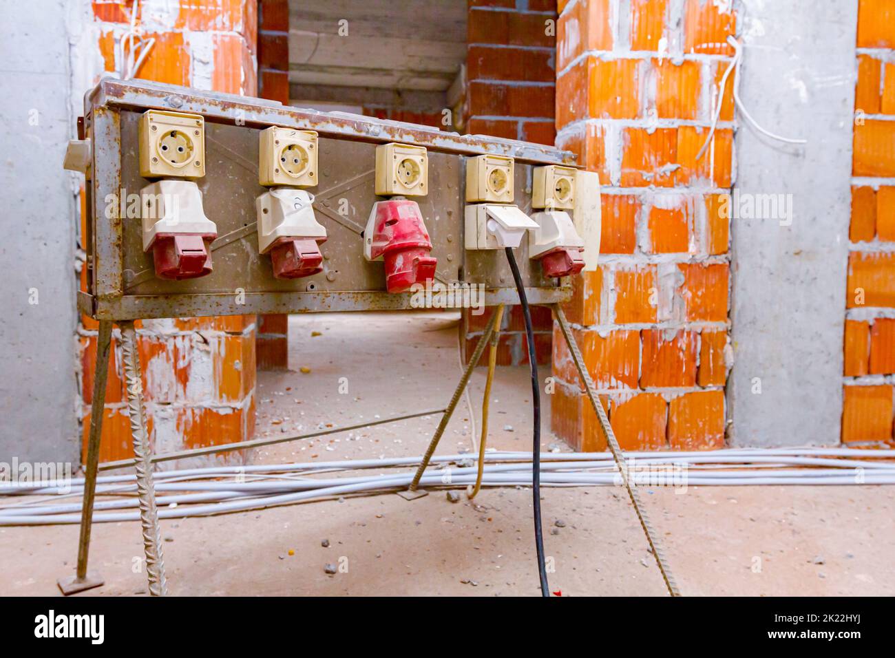 Distribution panel with Industrial multiphase power plugs and sockets ...