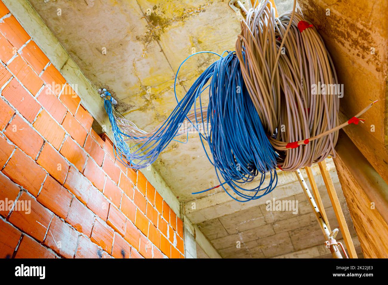 Installing cable tray hi-res stock photography and images - Alamy