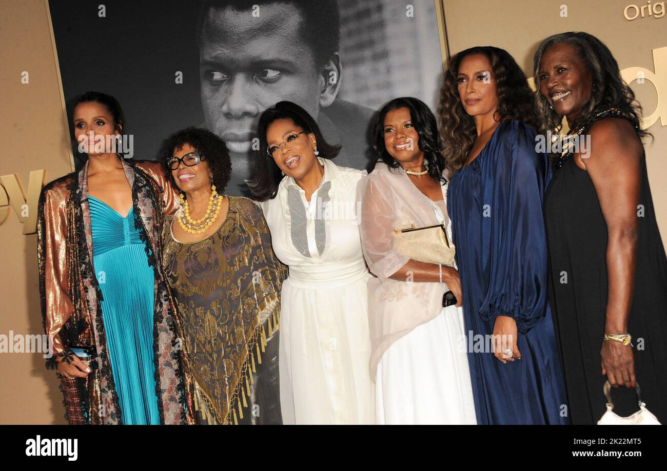 Los Angeles, CA. 21st Sep, 2022. Anika Poitier, Pamela Poitier, Sherri ...