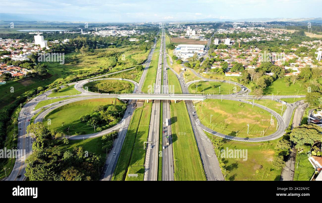 Small interchange hi-res stock photography and images - Alamy