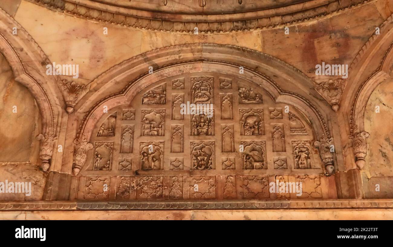Carvings of Hindu God and Goddess on the Main Cenotaph of Moosi ...