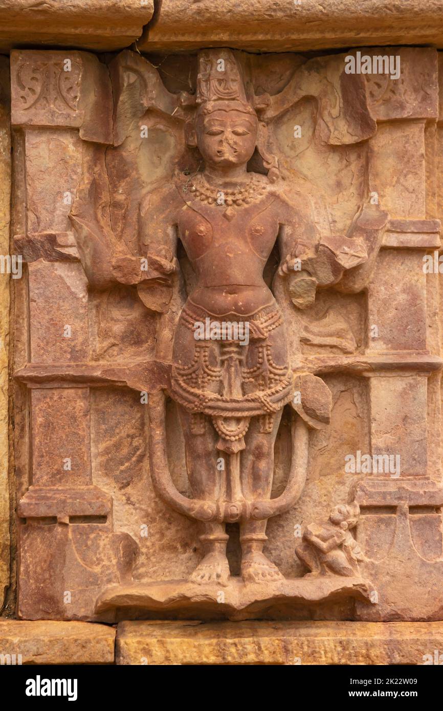Broken Sculpture of Lord Vishnu on the Hajareshwara Temple, Bijolia ...