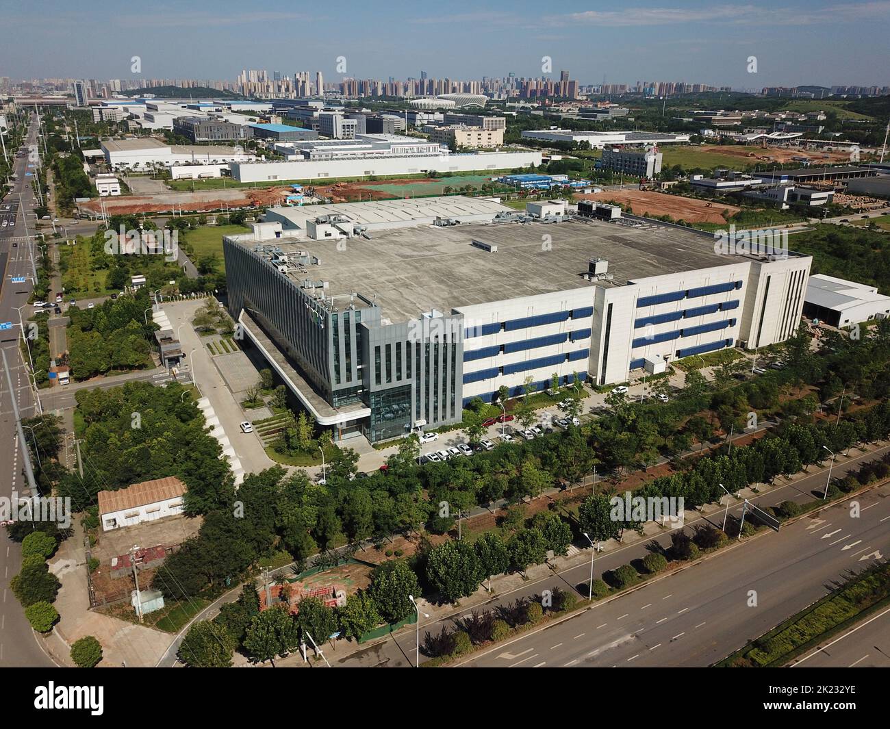 Yofc hi-res stock photography and images - Alamy