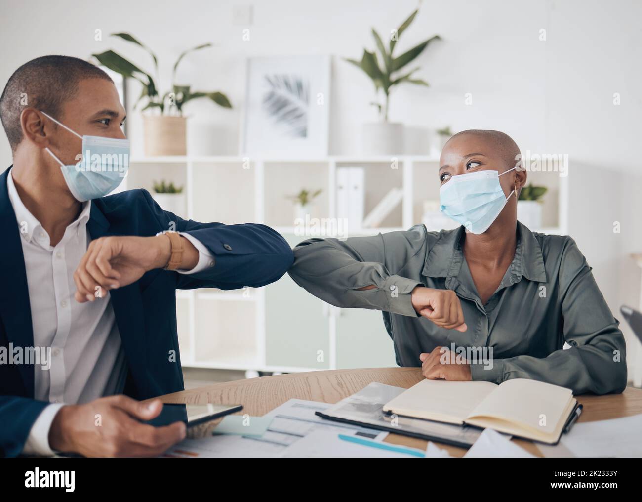 Business people greeting in office hi-res stock photography and images ...