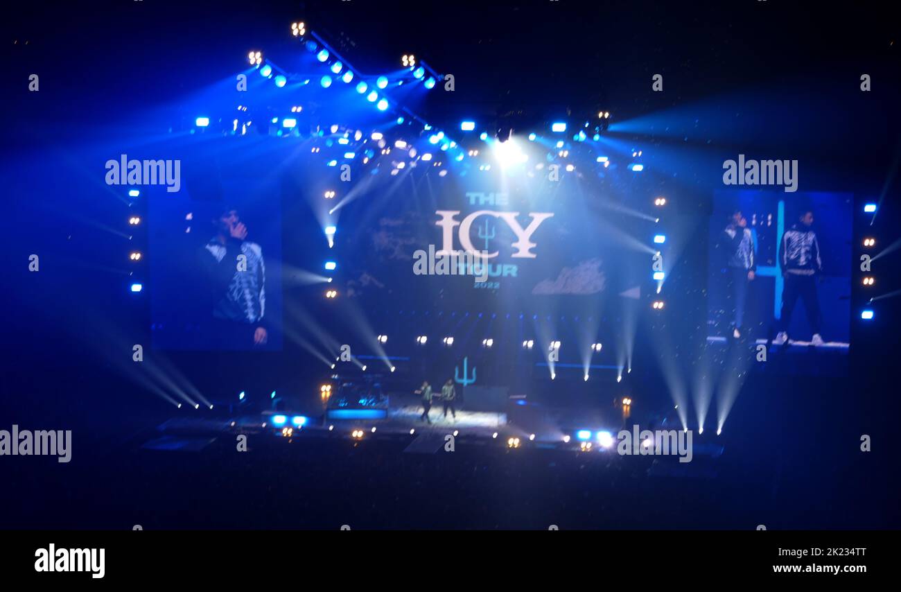 Anaheim, California, USA 17th September 2022 Tyler Joseph and Josh Dun ...