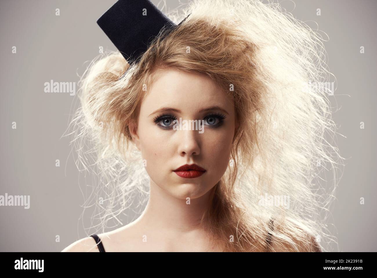 Female circus performer hi-res stock photography and images - Alamy