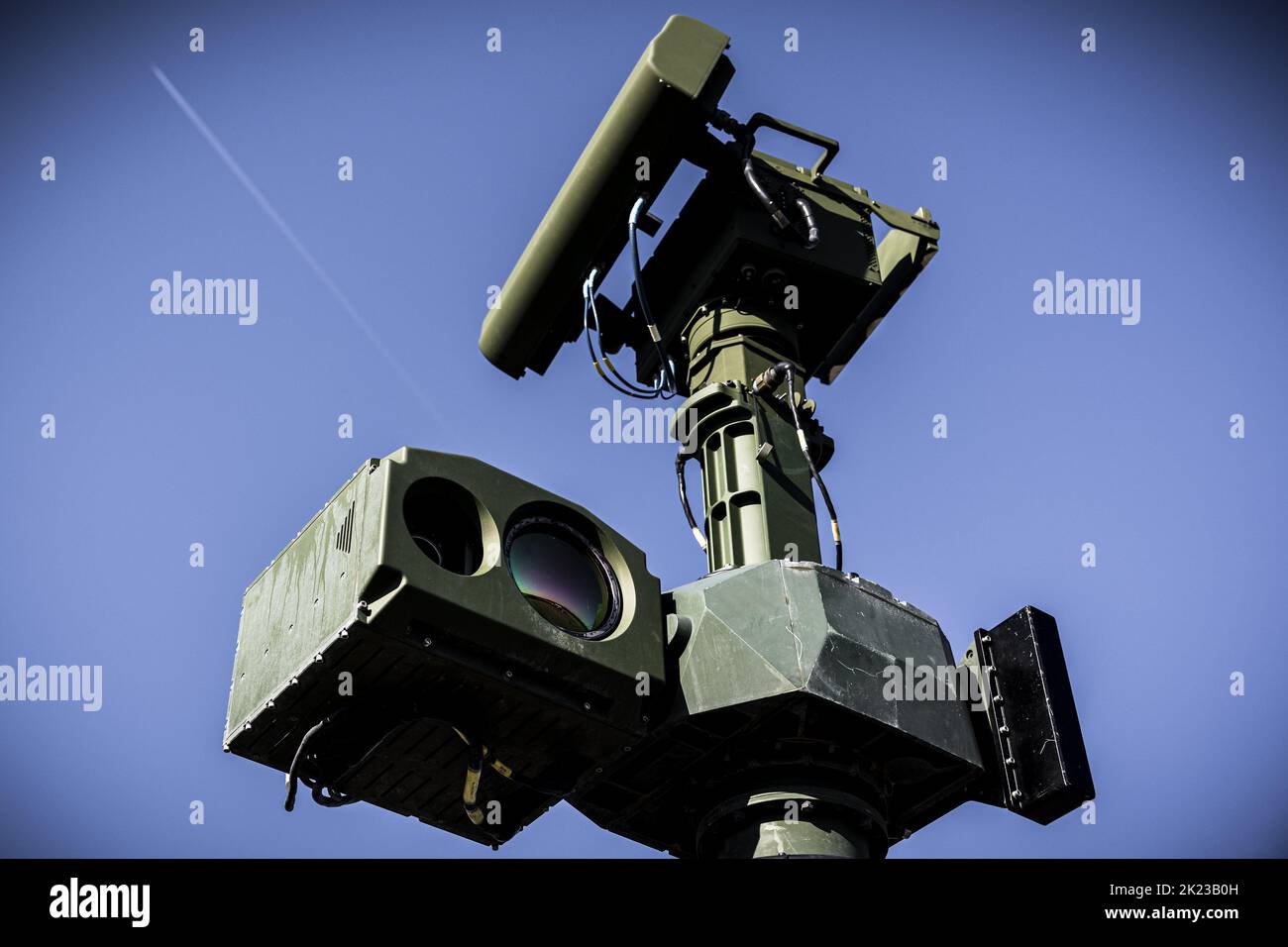 2022-09-22 10:25:33 VREDEPEEL - With various types of counter-drone ...