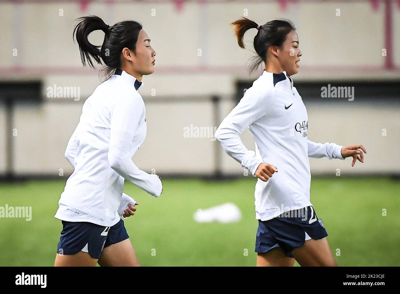 Paris, France, France. 21st Sep, 2022. Li MENGWEN of PSG and Yang LINA ...