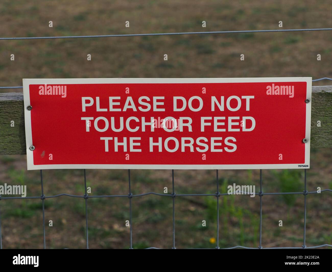 Instructional sign hi-res stock photography and images - Alamy