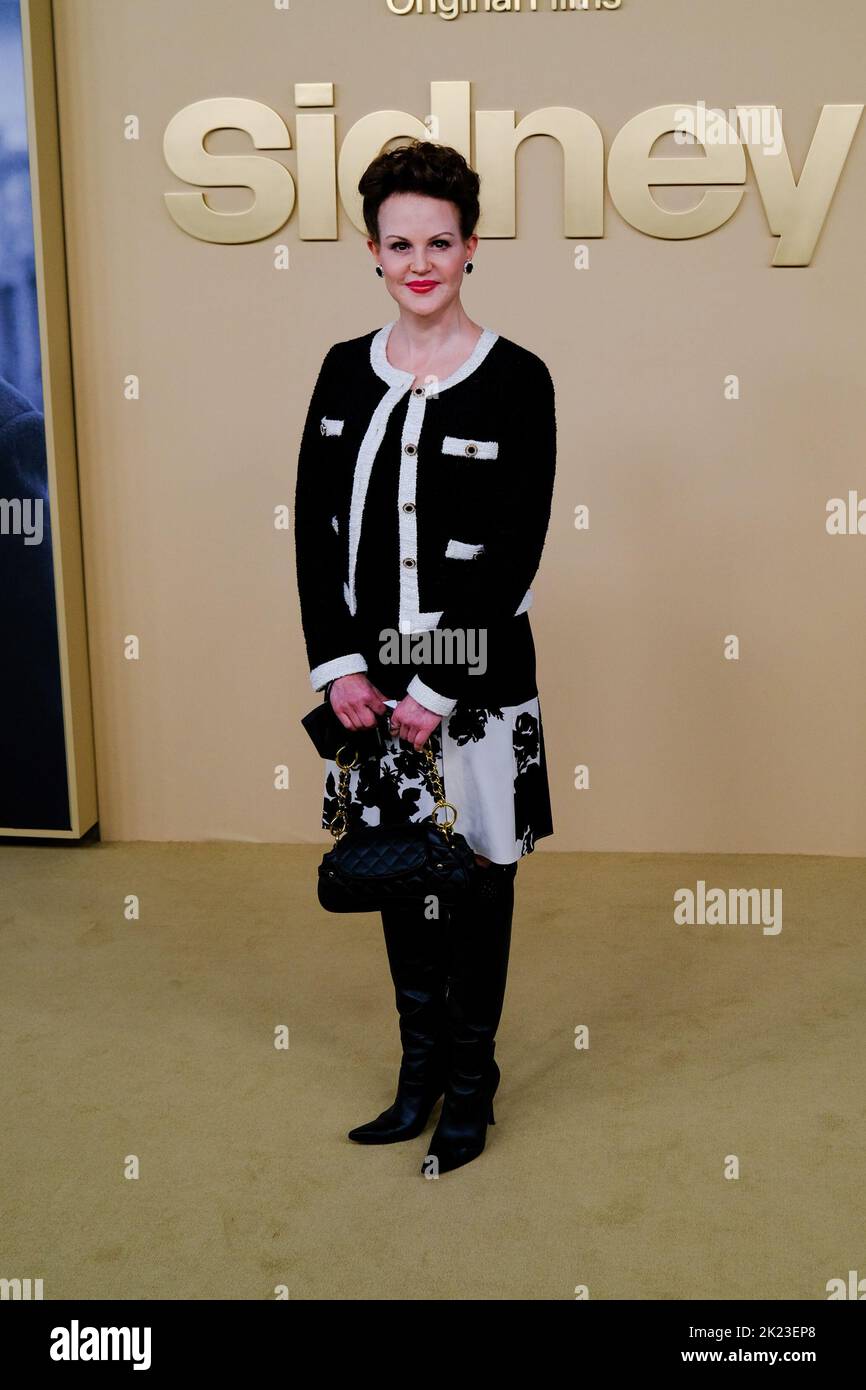 Los Angeles, CA, September 21, 2022. Jennifer Kramer arrives at the ...