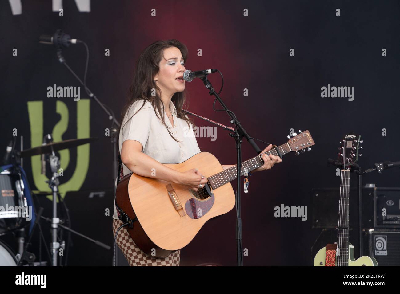 Bess atwell hi-res stock photography and images - Alamy