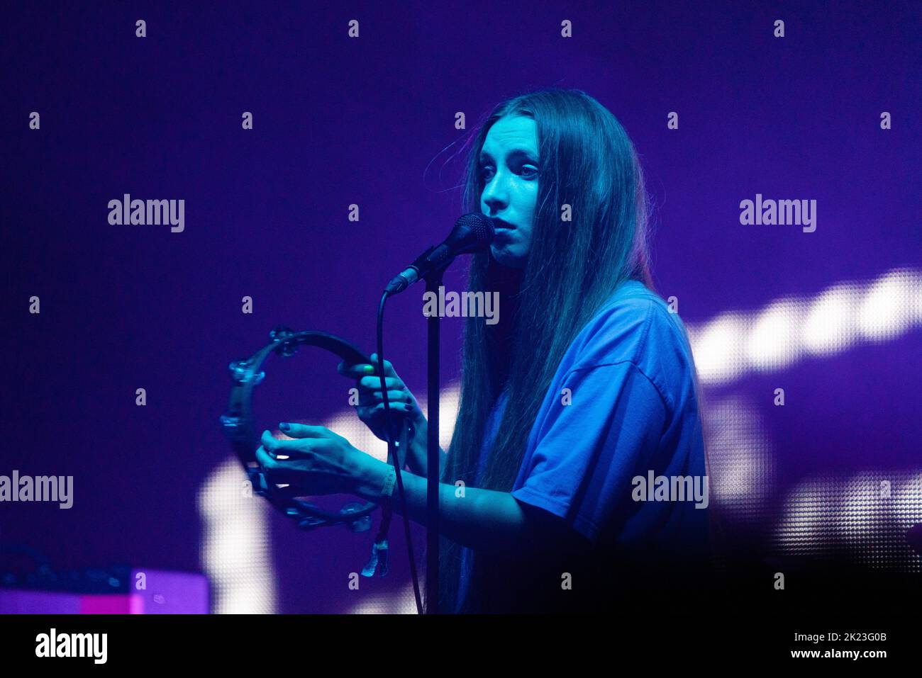 Florence Shaw from Dry Cleaning playing on the Far Out Stage at Green ...
