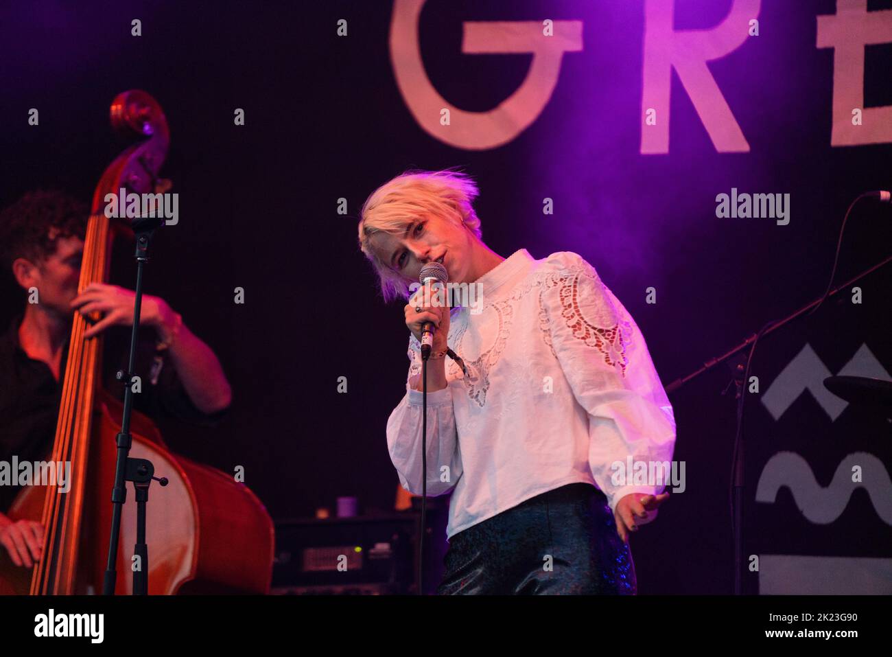 Jessie Buckley and Bernard Butler play the Walled Garden Stage at Green ...