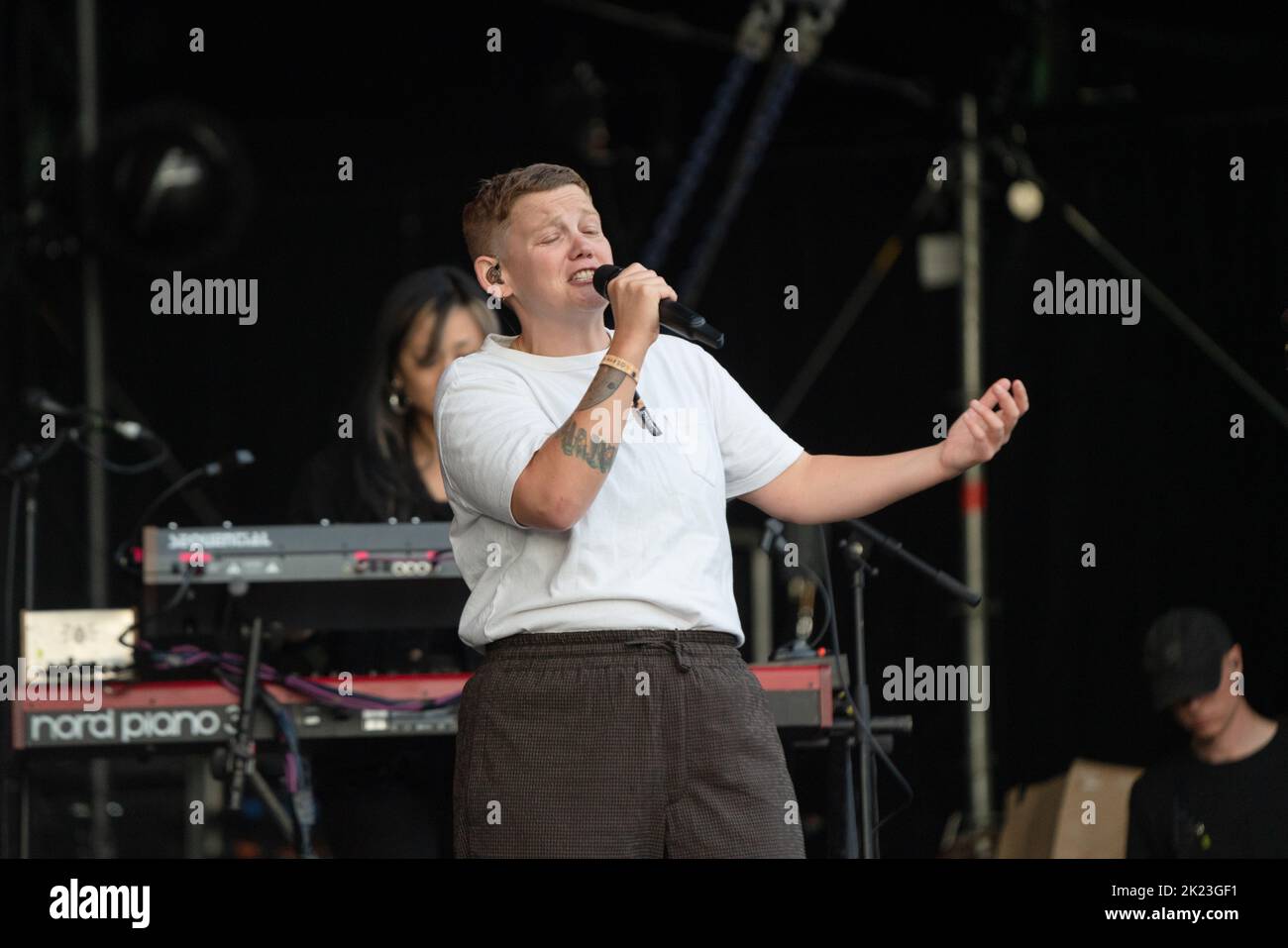 KAE TEMPEST plays the Mountain Stage at the Green Man 2022 music ...