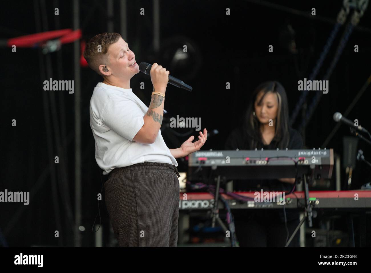 KAE TEMPEST plays the Mountain Stage at the Green Man 2022 music ...