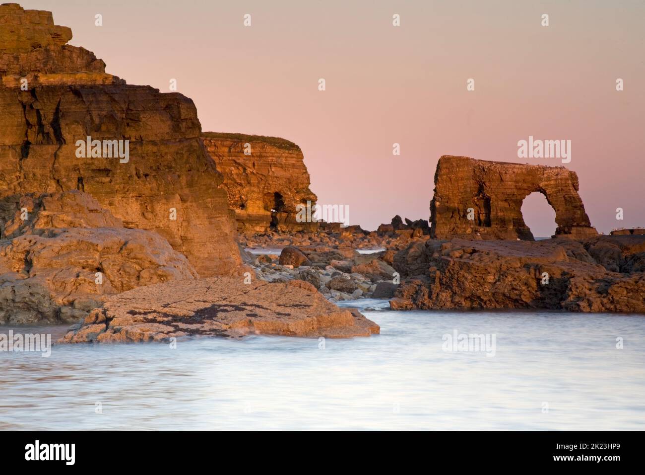 Sunrise over the stunning geology and limestone sea stacks on the Leas ...