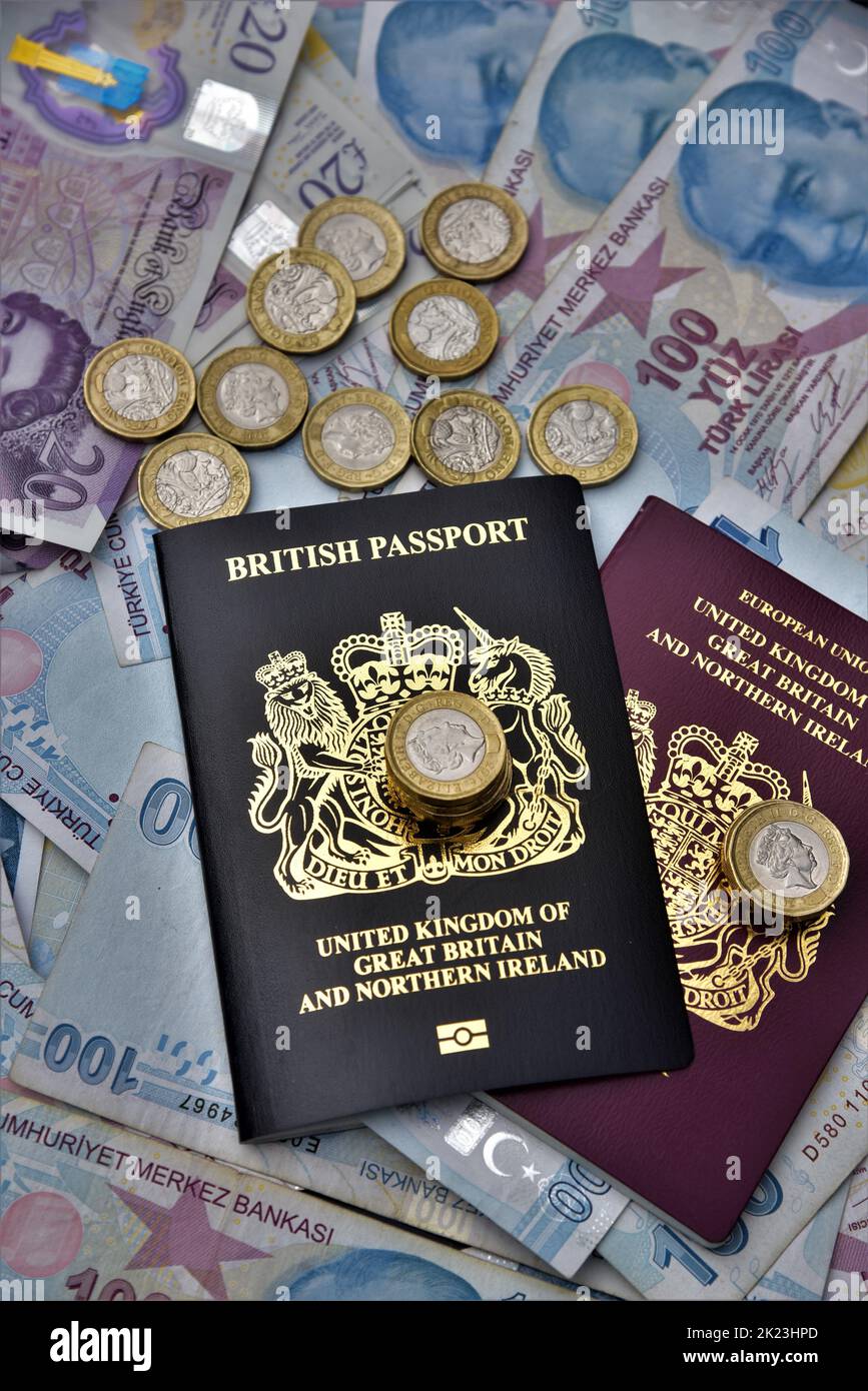 Uk and other bank notes hi-res stock photography and images - Alamy