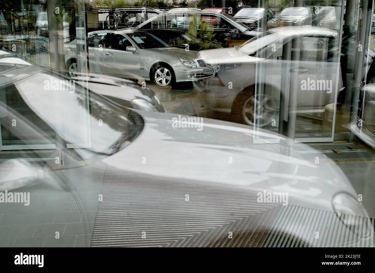 German car dealer hi-res stock photography and images - Alamy