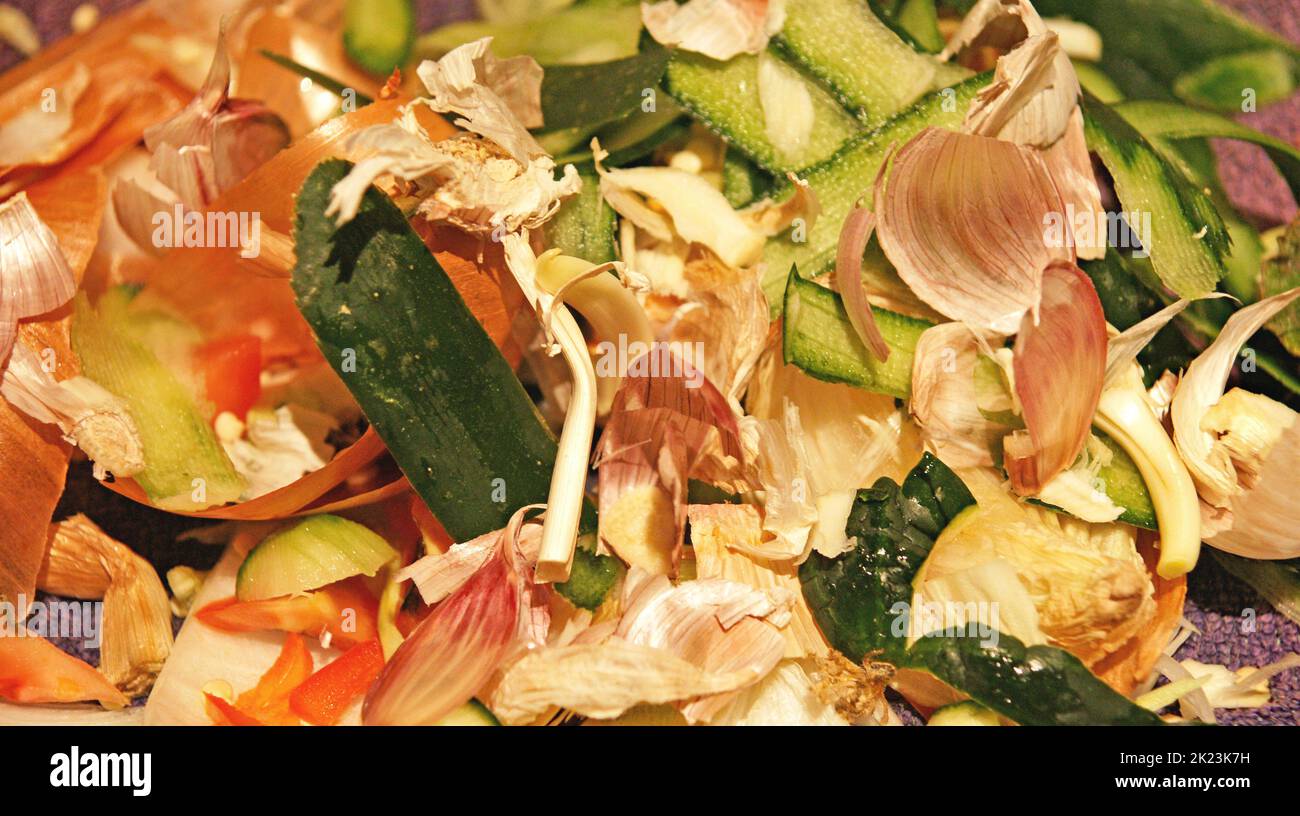 Garbage or food scraps for recycling into compost Stock Photo - Alamy