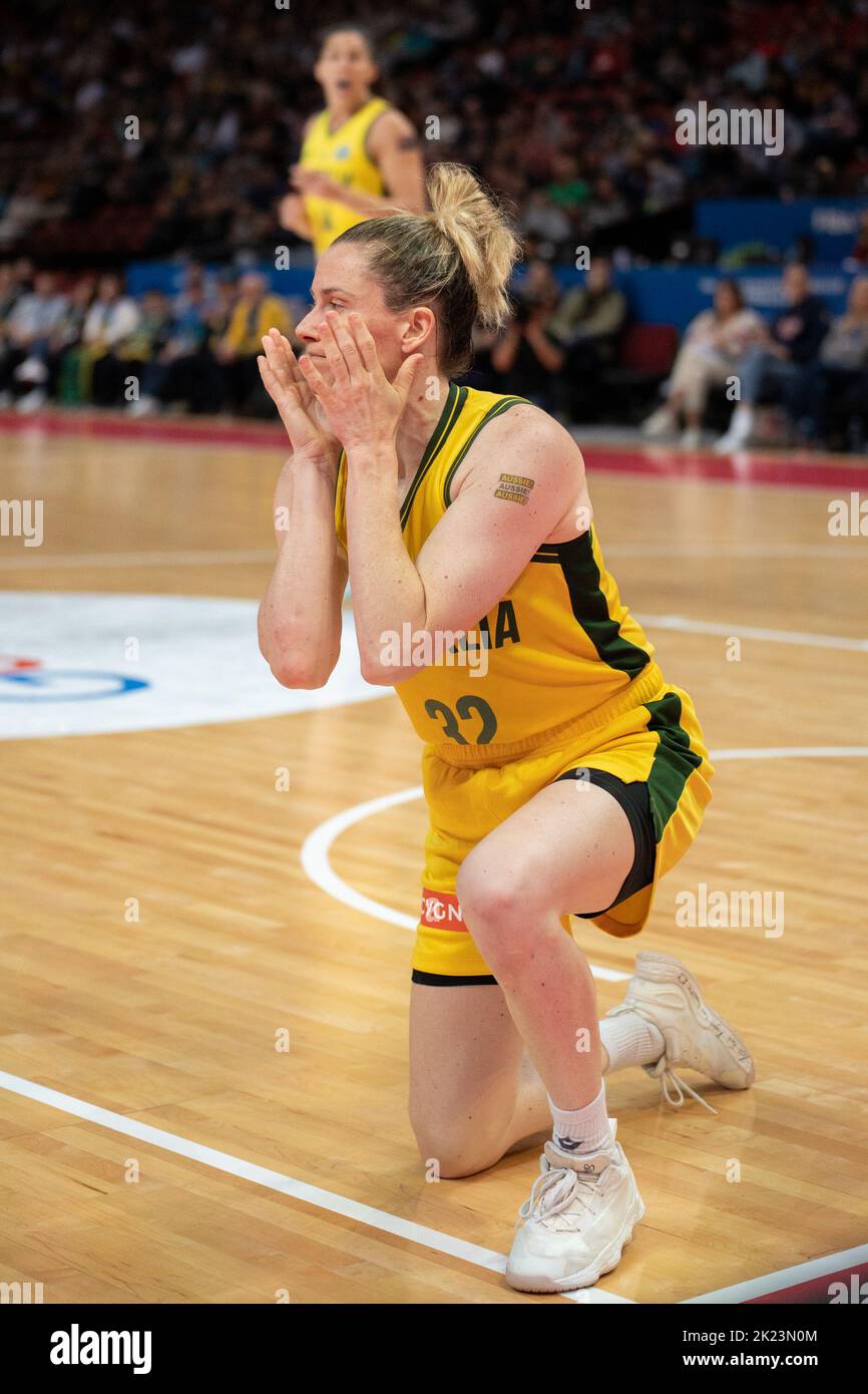 Sydney, Australia. 22nd Sep, 2022. Samantha Whitcomb (32 Australia) is ...