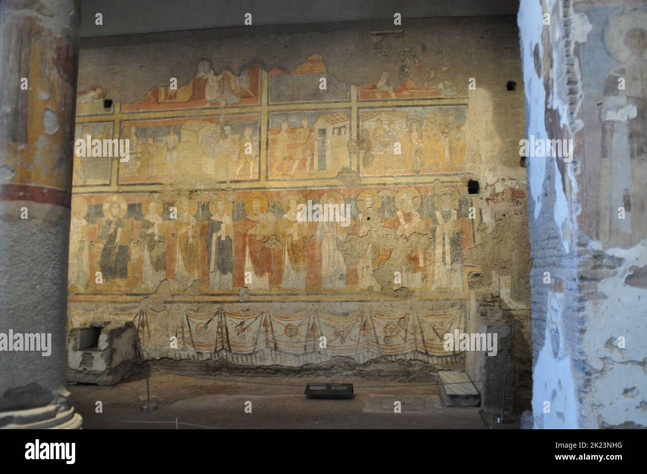 Rome murals hi-res stock photography and images - Alamy