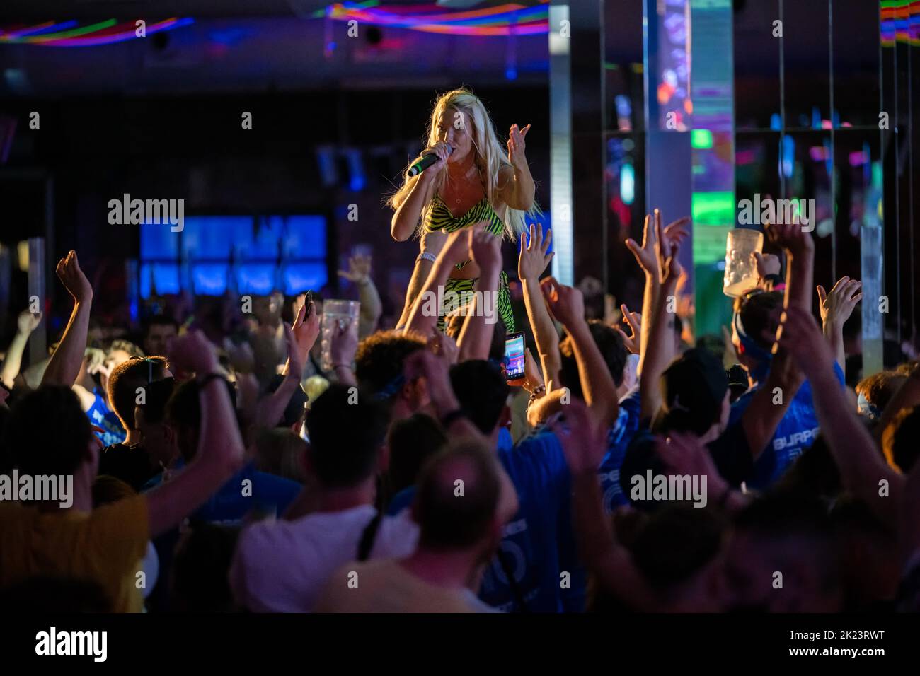 Isi glueck hi-res stock photography and images - Alamy