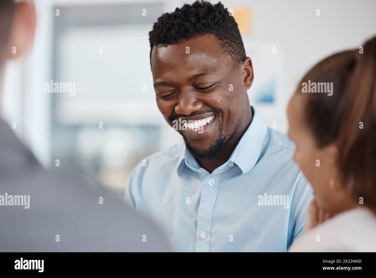 Black employee strategy team hi-res stock photography and images - Alamy