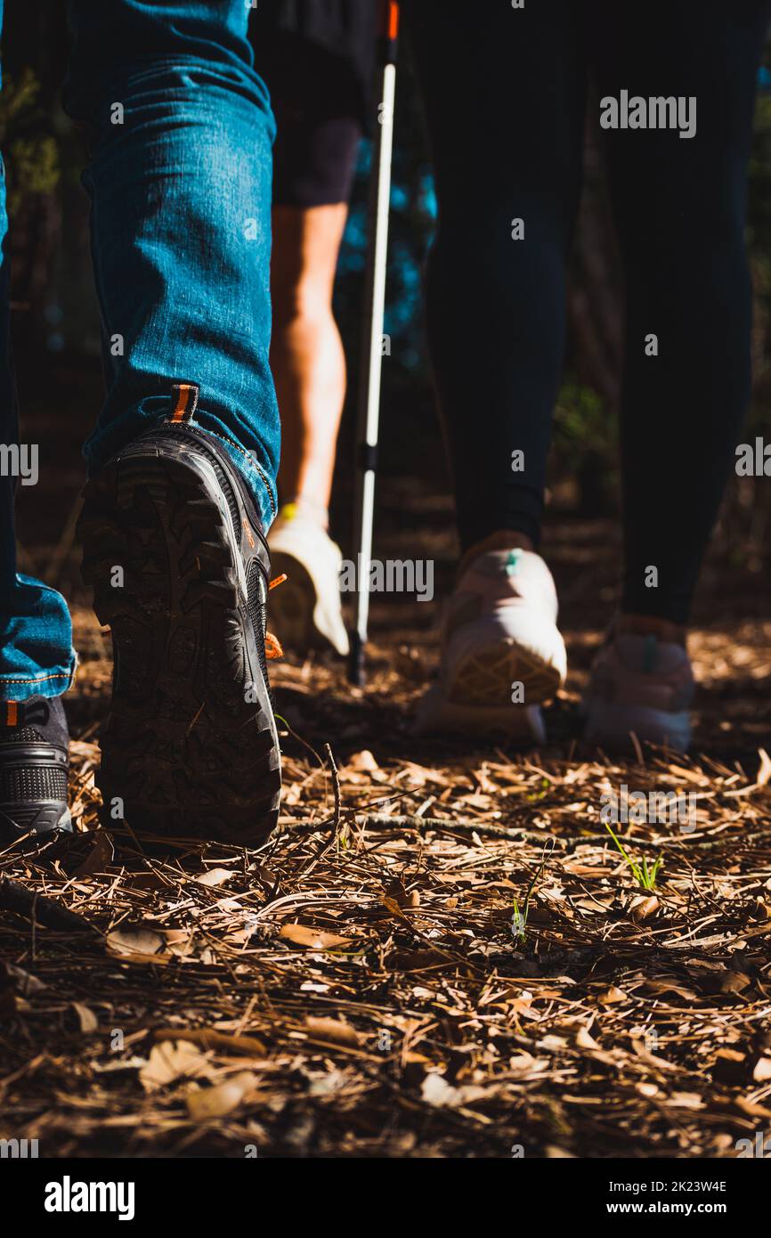 Group walk fitness hi-res stock photography and images - Alamy