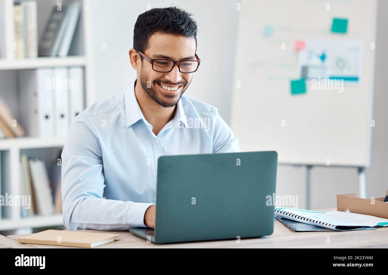 Business man typing hi-res stock photography and images - Alamy