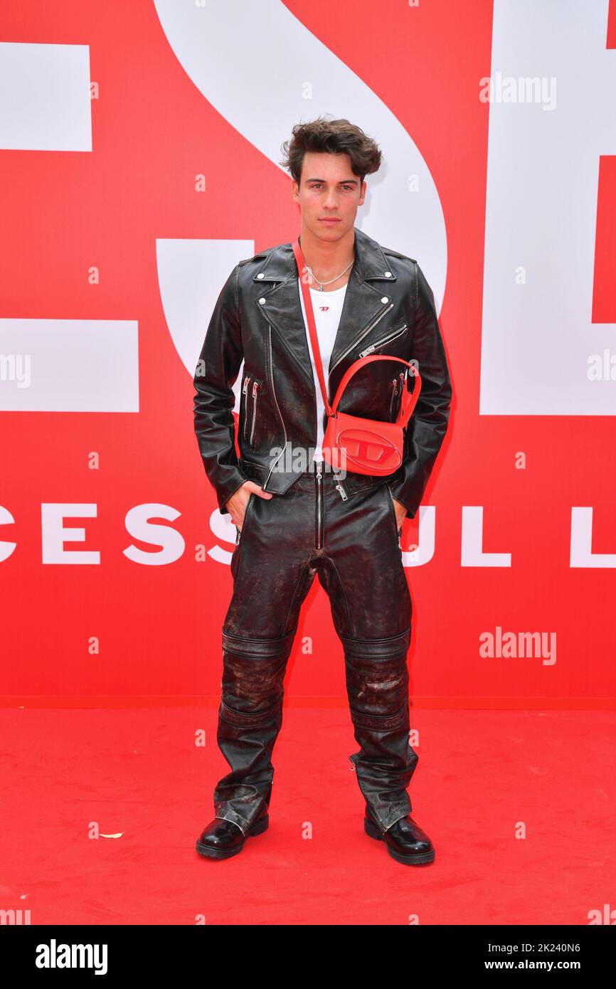 Tim Schaecker Milan Fashion Week - Women S/S 2023 Diesel Fashion Show ...