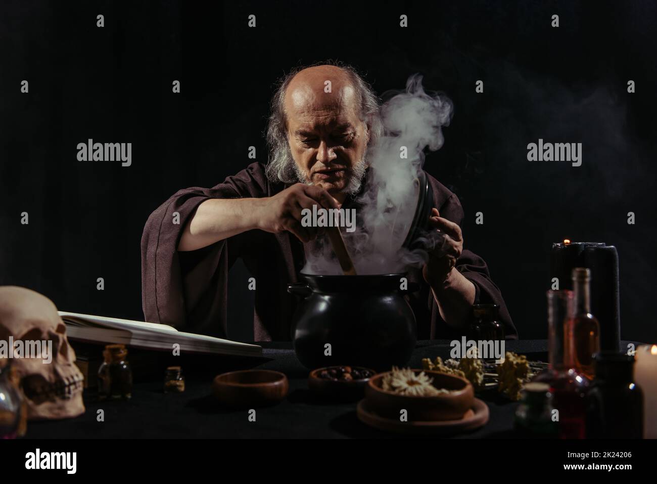 Potion mixing hi-res stock photography and images - Alamy