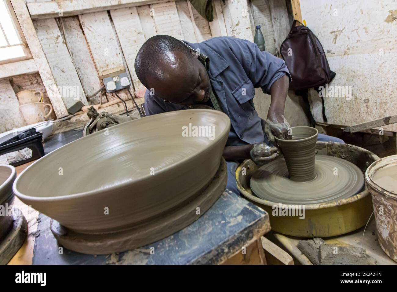 Kazuri hi-res stock photography and images - Alamy