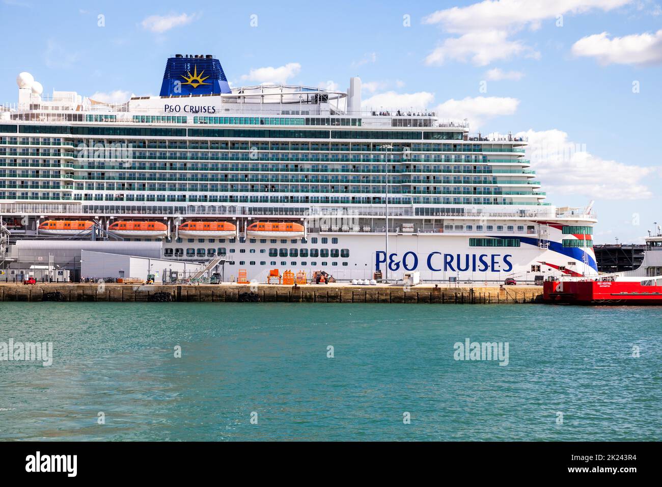 P&O cruise ship IONA docked in Southampton, UK Stock Photo - Alamy