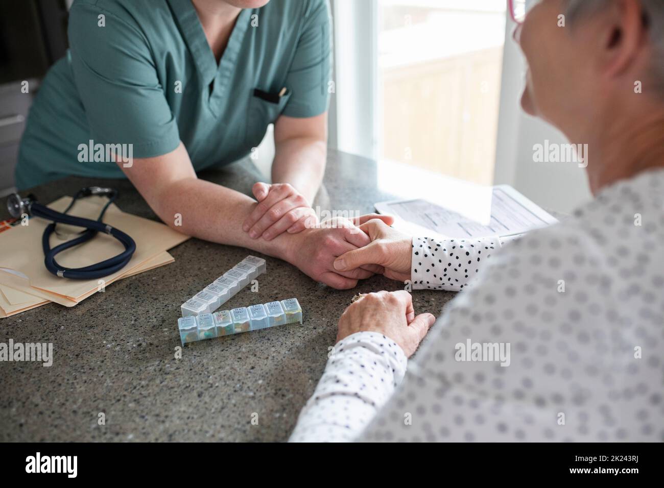 Comfort nurse hi-res stock photography and images - Alamy