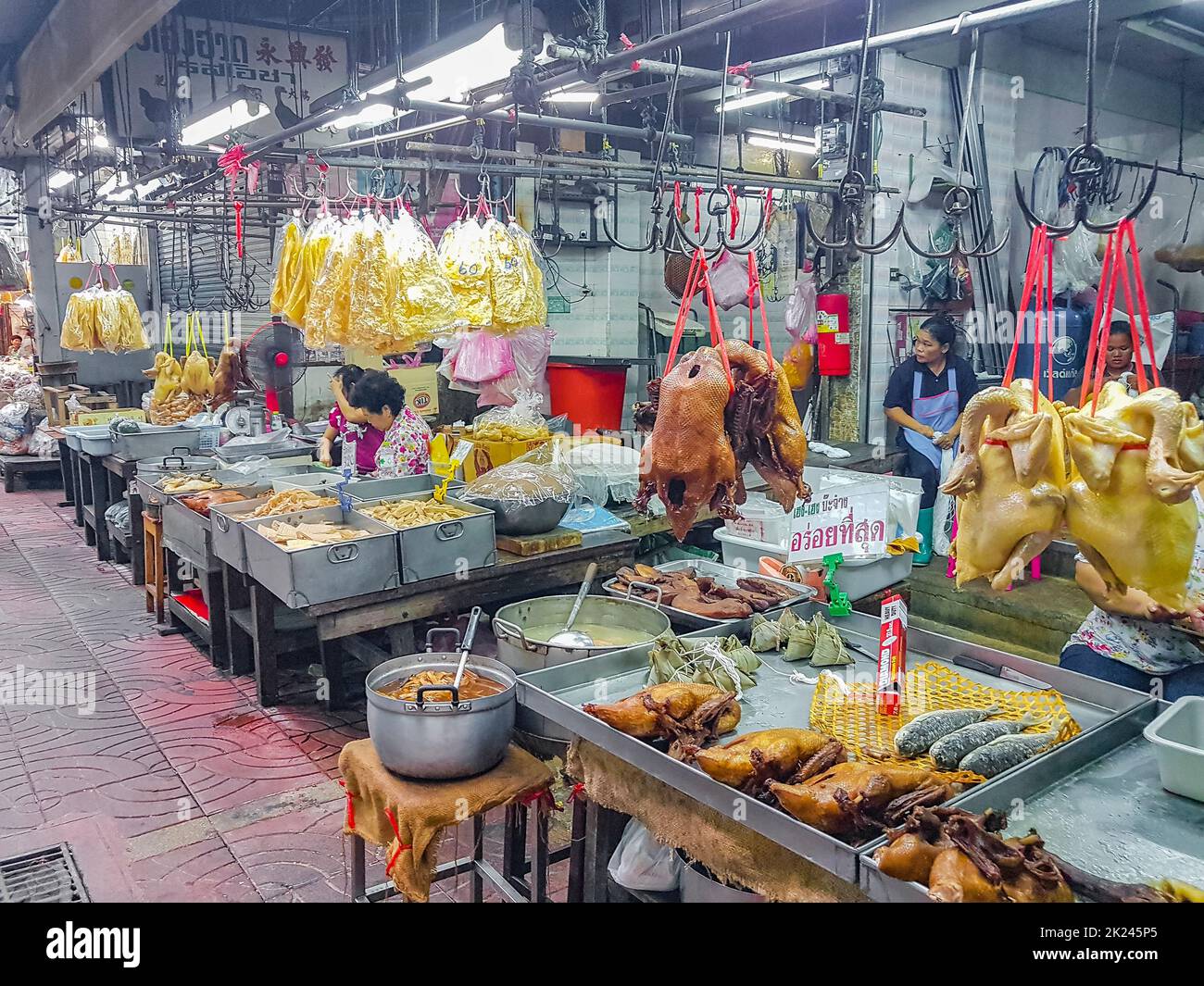 Bangkok Thailand 22. Mai 2018 Disgusting unfamiliar Thai food and ...