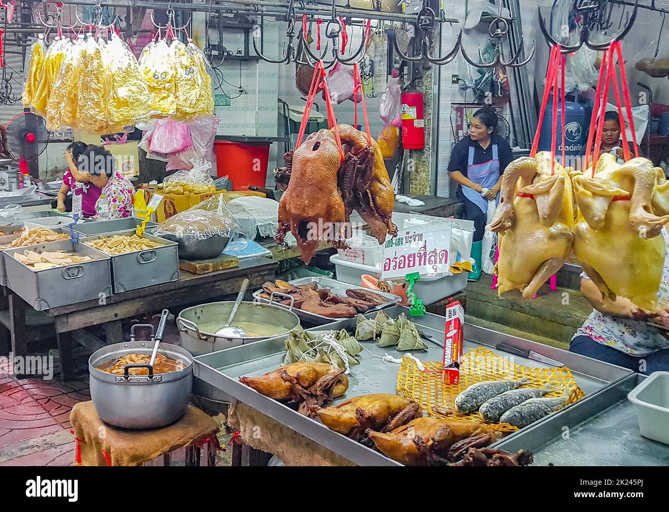 Bangkok Thailand 22. Mai 2018 Disgusting unfamiliar Thai food and ...