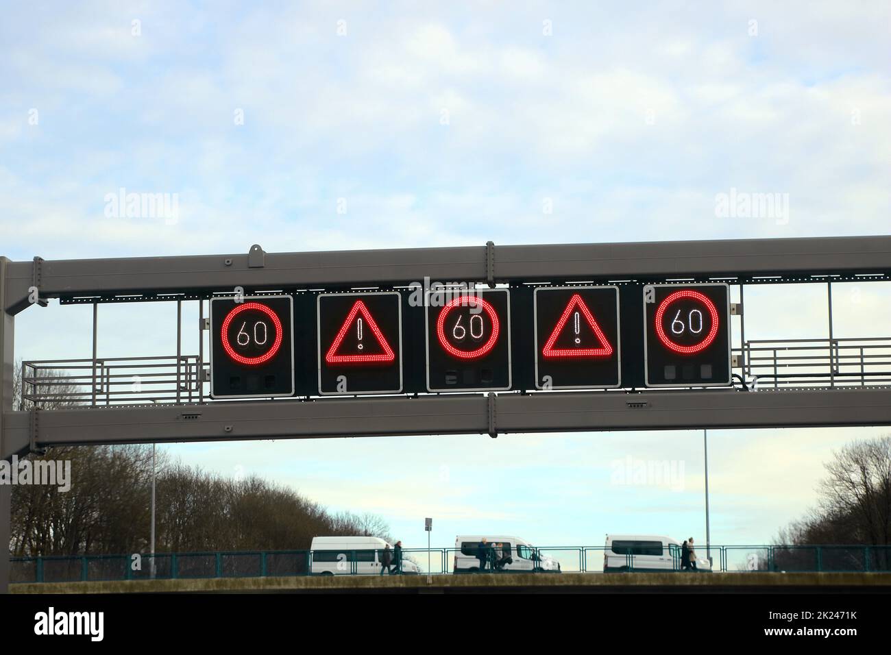 Digitale verkehrszeichen hi-res stock photography and images - Alamy